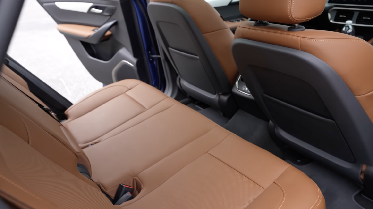 Famous Car Reviewer Ben Sullins: Accessible Luxury VinFast VF 8 – The ...